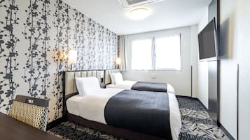 Edredons de pluma, escrivaninha, Wi-Fi de cortesia, roupa de cama