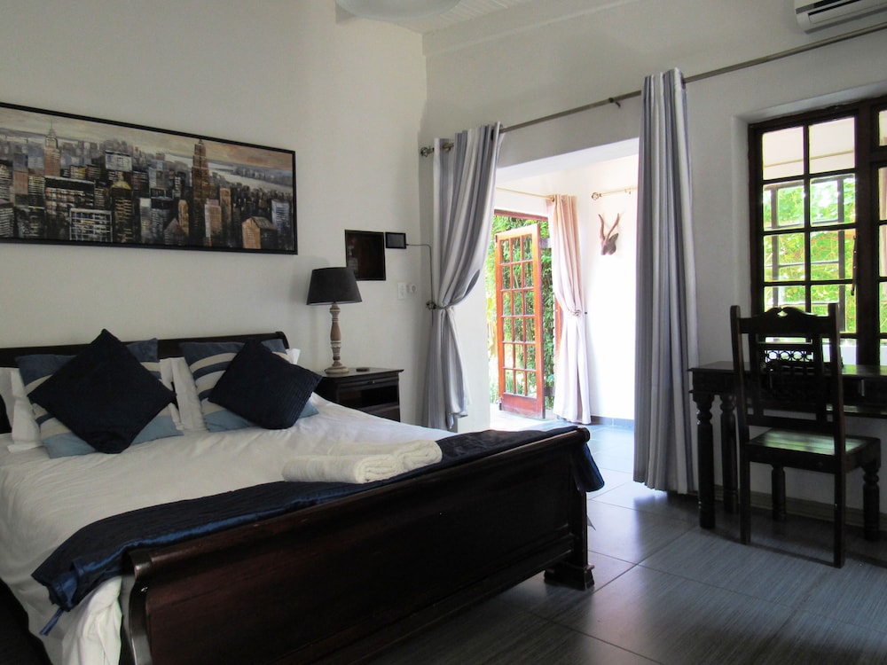 House On York Guest House - Germiston