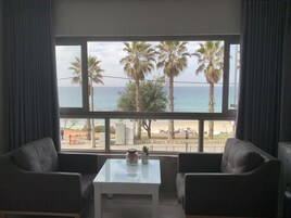 Suíte clássica, 1 quarto | 1 quarto, frigobar, cofres nos quartos, escrivaninha