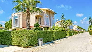 Fachada da propriedade