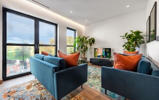 Two Bedroom Residence Apartment | Vista do quarto