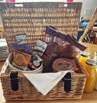 Ferro/tábua de engomar, Wi-fi grátis, roupa de cama fornecida 