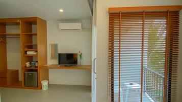 Quarto Superior, 1 cama de casal | Cortinas/cortinados opacos, Wi-fi grátis