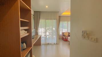 Quarto Superior, 1 cama de casal | Cortinas/cortinados opacos, Wi-fi grátis