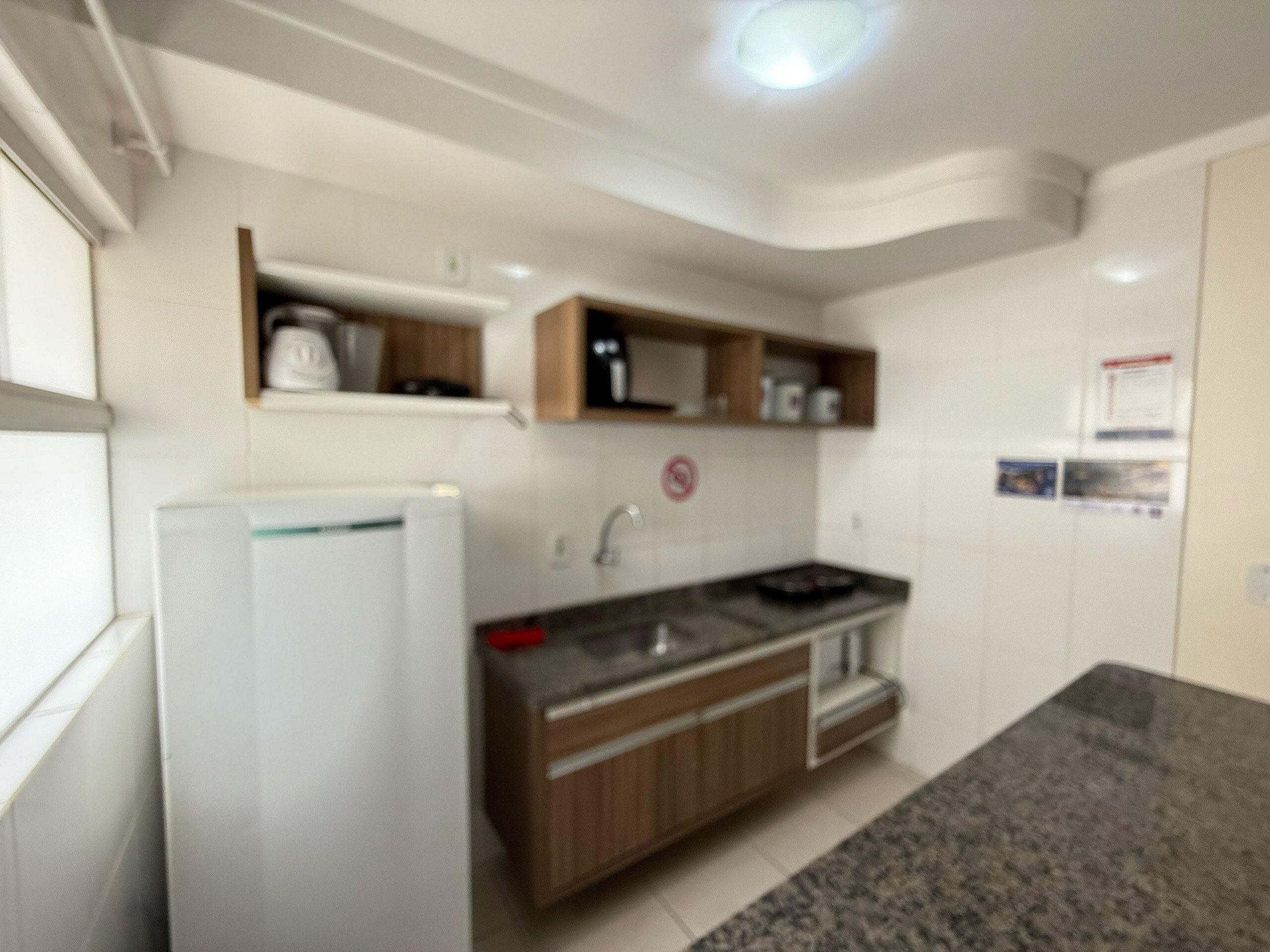 Apartamento | Cozinha privada | Um micro-ondas 