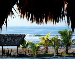 Quarto (B - Bungalow max 3 people) | Secretária, Wi-fi grátis