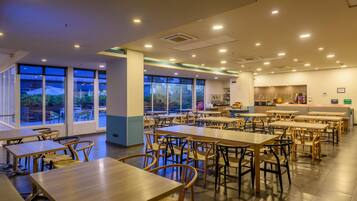 Pequeno-almoço tipo buffet diário incluído