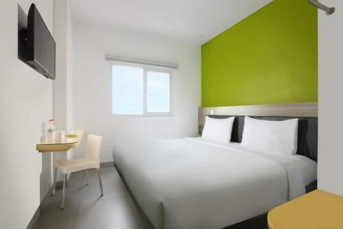 Secretária, Wi-fi grátis, acesso para cadeira de rodas