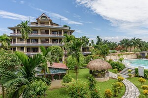 Fachada da propriedade