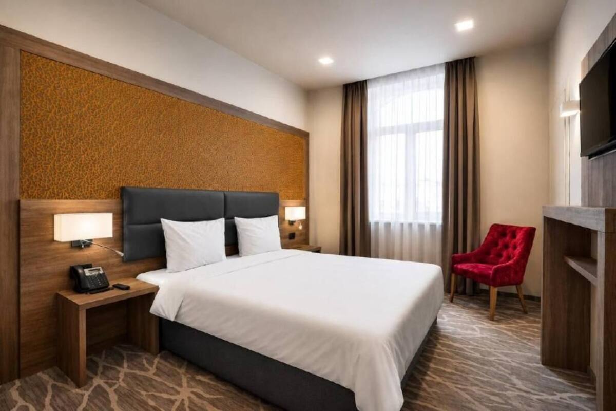 Quarto superior (Guest) | Roupas de cama premium, frigobar, cofres nos quartos, escrivaninha