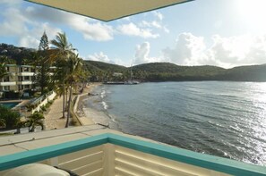 Apartamento standard, 2 quartos | Vista para praia/oceano