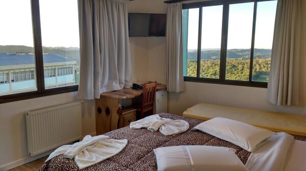 Bemtevi Hotel E Restaurante - Farroupilha