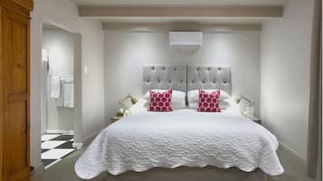 Quarto casal | Frigobar, cofres nos quartos, Wi-Fi de cortesia, roupa de cama