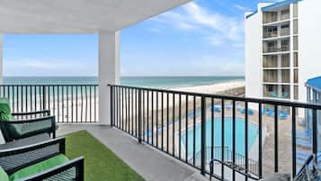 Condo, 3 quartos, vista para o oceano | Sacada