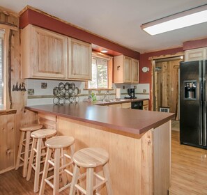 Casa Standard, 3 Quartos | Cozinha privada | Um frigorífico 