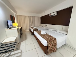 Apartamento Básico | 1 quarto, minibar, cofre no quarto, secretária