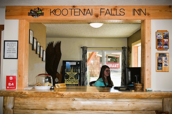 Country Inn - Libby, MT