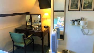 Quarto Duplo, casa de banho anexa, vista para o jardim (Small ) | 1 quarto