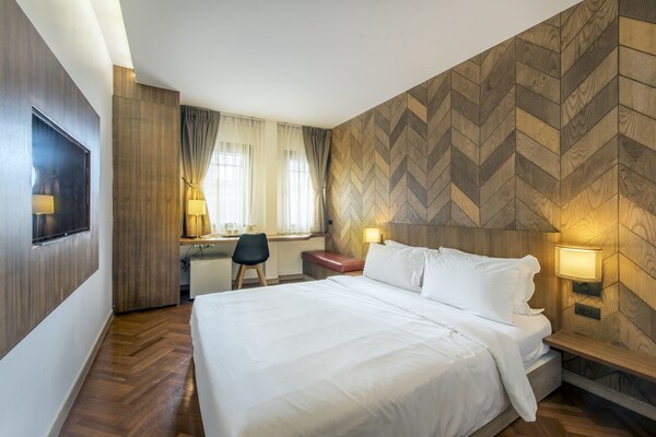 The Posh Phayathai - Bangkok