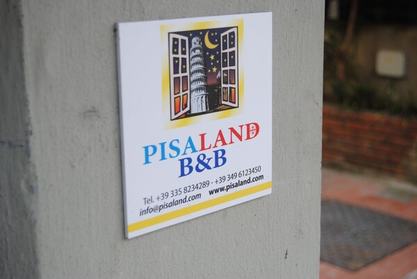 Pisaland - Pisa
