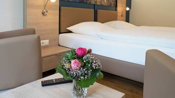 Escrivaninha, Wi-Fi de cortesia, roupa de cama