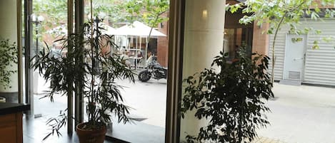 Entrada (vista interior)