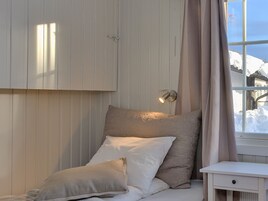 Quarto Individual | Camas de colchão pillowtop, ferro/tábua de engomar, Wi-fi grátis 