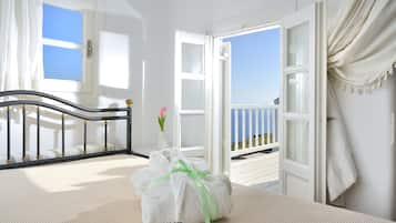 Villa Panorâmica, piscina privativa (Desiree) | Quartos insonorizados, ferro/tábua de engomar, Wi-fi grátis