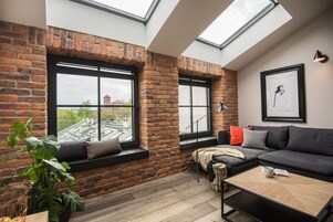 Apartamento Superior, 1 quarto, lareira (Castle View; 20) | Lençóis de algodão egípcio, roupa de alta qualidade, cofre no quarto 