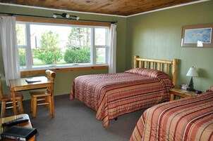 Camas extras/dobráveis (sobretaxa), Wi-Fi de cortesia, roupa de cama