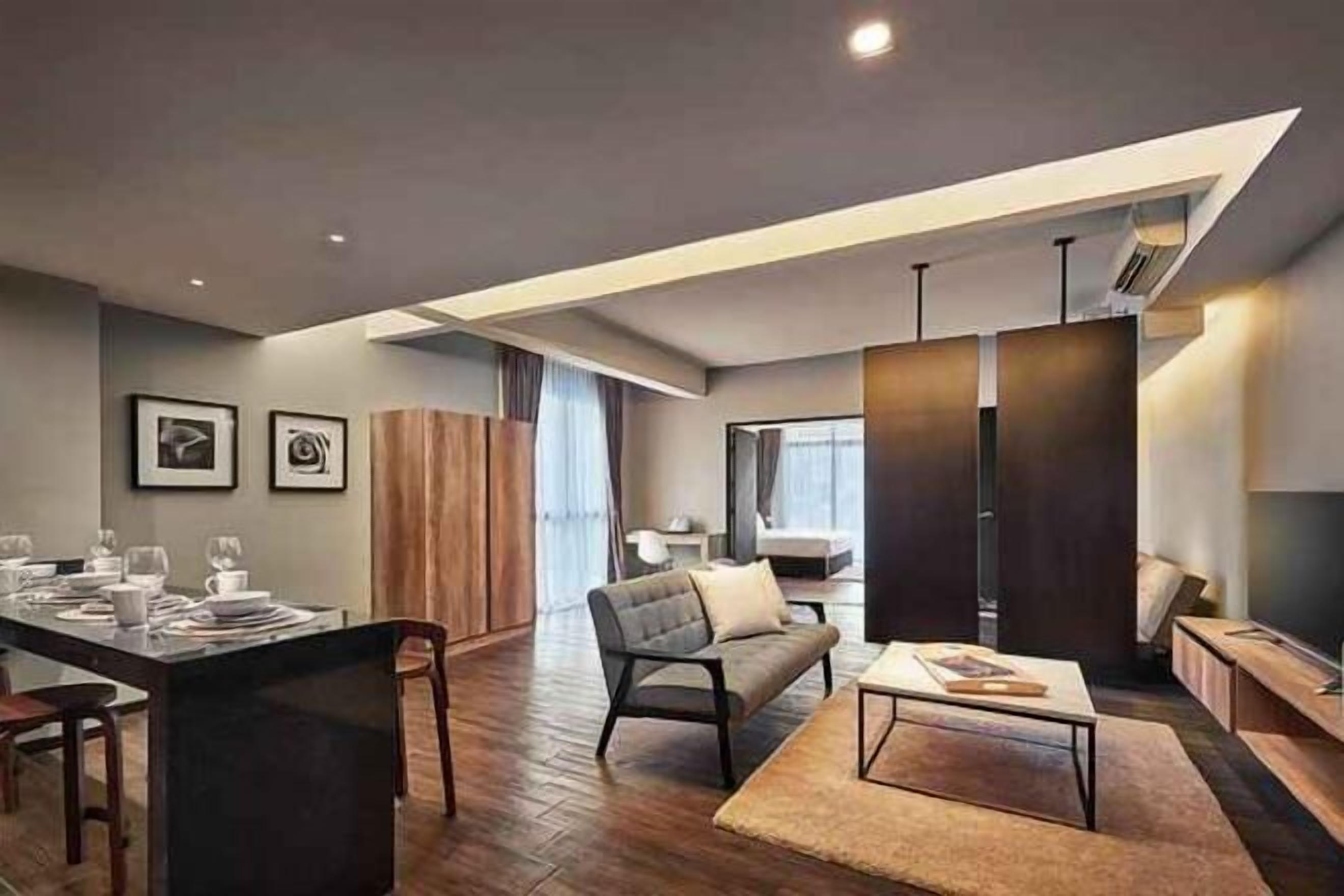 Sala de estar | Televisor LED, lareira 