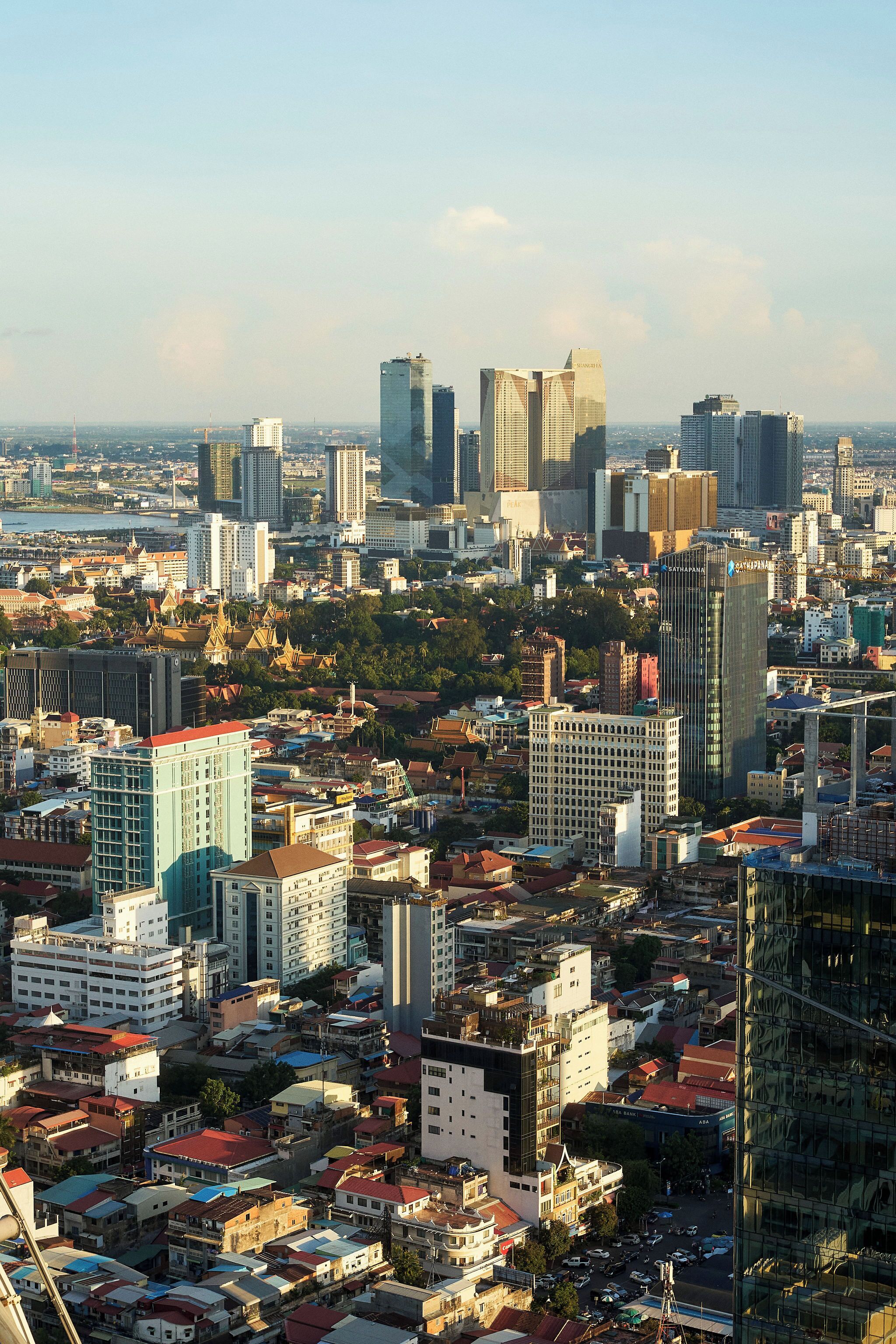 Roupa de alta qualidade, camas de colchão Select Comfort, minibar 