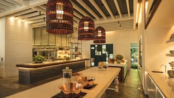 3 restaurantes, pequenos-almoços servidos, cozinha tailandesa