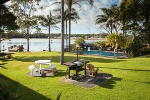 Área para churrascos e piqueniques