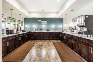 Pequeno-almoço continental incluído 