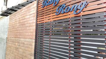 Fachada da propriedade