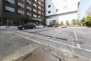 Estacionamento grátis 