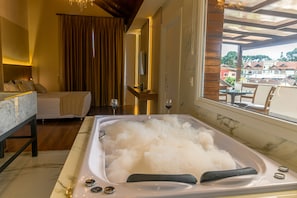 Suite Master | Banheira de hidromassagem