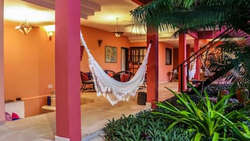 Entrada (vista interior)