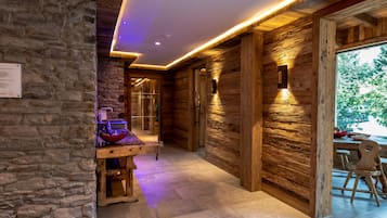 Sala(s) para tratamentos a casais, sauna, banho turco