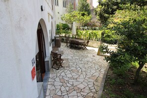 Apartamento, 1 quarto, terraço (Rua Gil Vicente nº20 Cv Esq) | Terraço/pátio