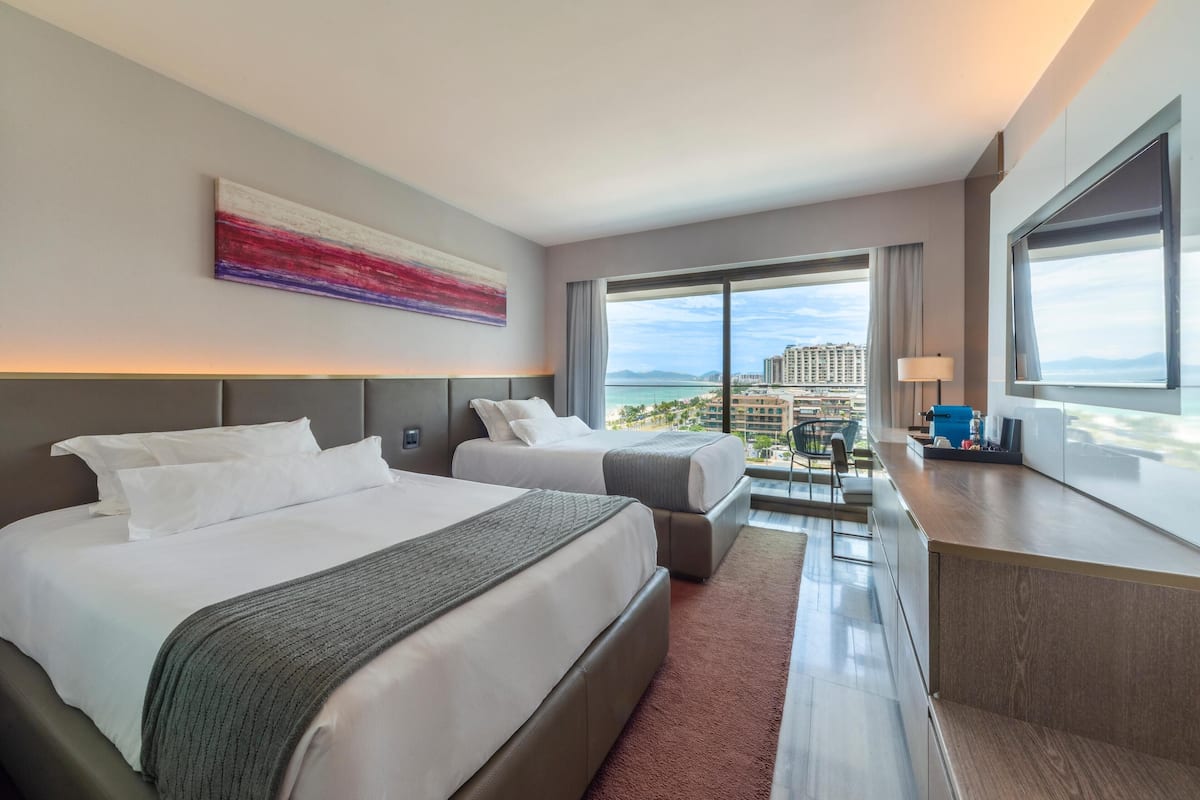 1 quarto, roupas de cama premium, frigobar, cofres nos quartos