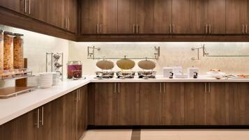 Pequeno-almoço continental diário incluído