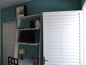 Quarto Duplo Comfort para 1 Pessoa, 1 quarto, cozinha | Secretária, quartos insonorizados, ferro/tábua de engomar, Wi-fi grátis 