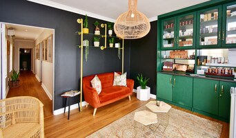 Tratamentos corporais, aromaterapia, massagens com pedras quentes