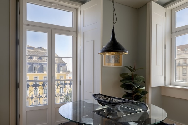 Apartamento luxo, 1 quarto | Sala de jantar