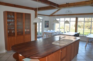 Casa Exclusiva, vista para o parque | Refeições em família