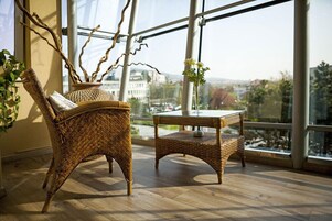 Deluxe Business Room with Terrace | Terraço/pátio interior