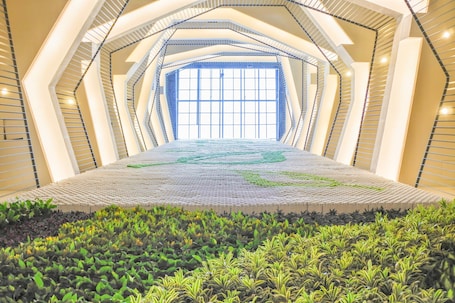 Parte interna. Green Hotel - West District