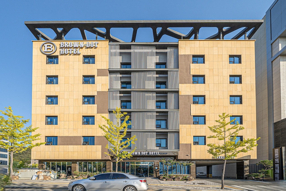 Brown-dot Hotel Daegu Hyukshin Doshi - Daegu
